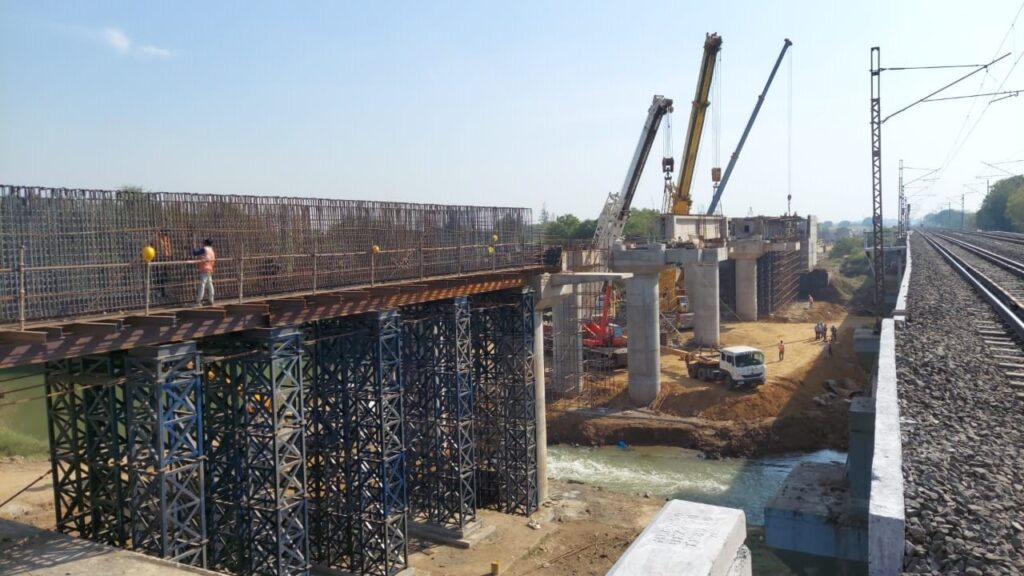 Cribs | Cribs Structure | Translite Scaffolding Ltd