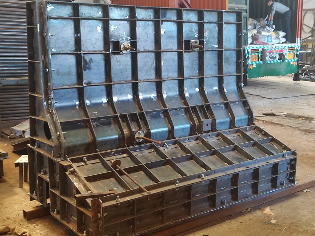 Crash Barrier Shuttering Plate on Rent in Noida, Gurgaon, Delhi India